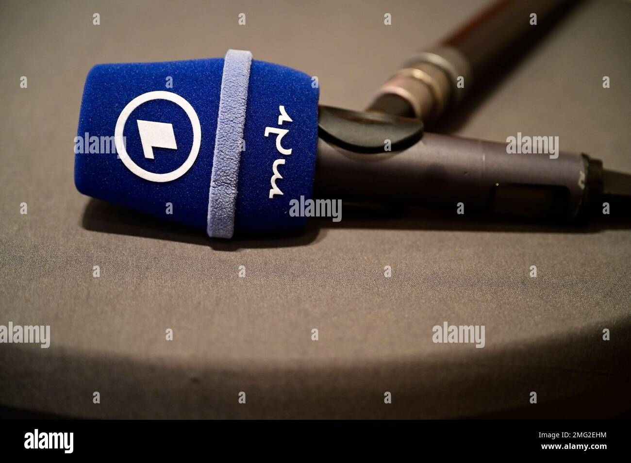 Themenbild, Symbolfoto, die öffentlich-rechtlichen Sender, wie ARD, ZDF ...