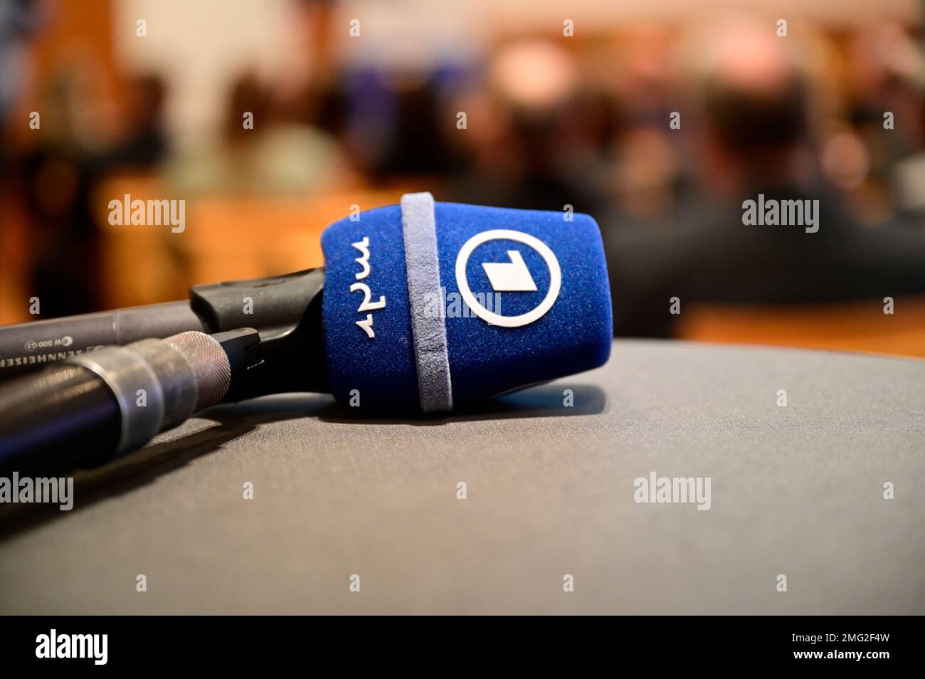 Themenbild, Symbolfoto, die öffentlich-rechtlichen Sender, wie ARD, ZDF ...