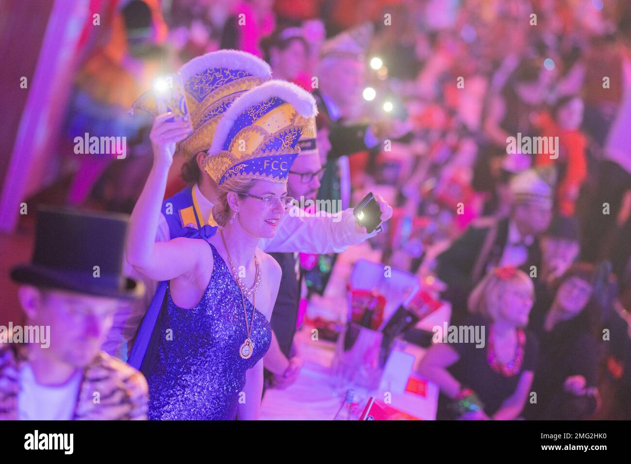 Cologne, Germany. 25th Jan, 2023. A couple from Magdeburg celebrates ...