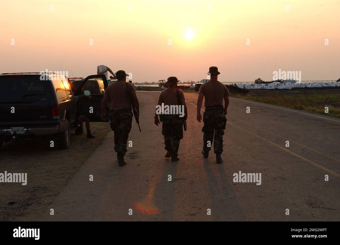 Coast Guard Personnel - 26-HK-412-48. Hurricane Katrina Stock Photo - Alamy