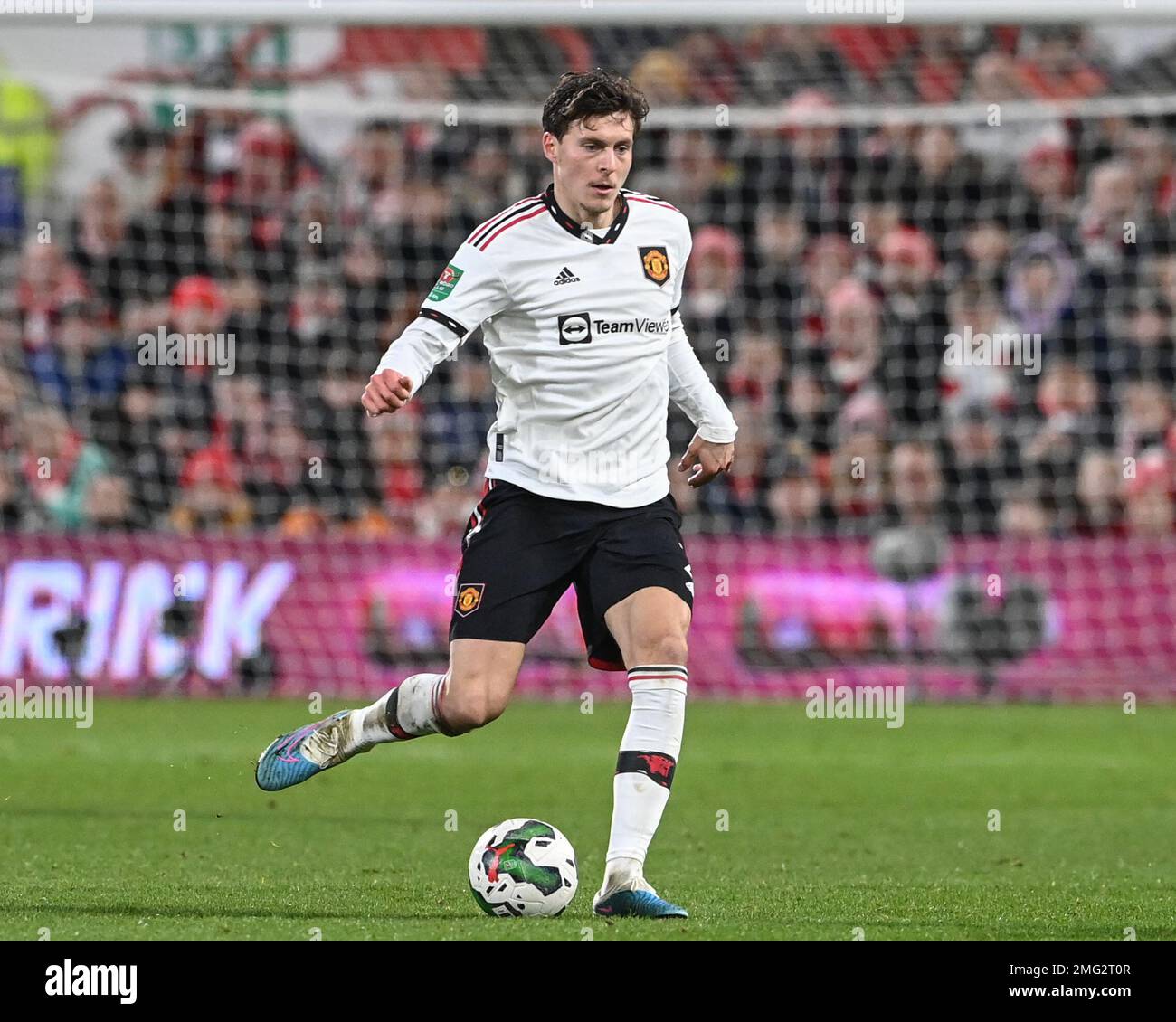 Man united victor lindelof hi-res stock photography and images - Alamy