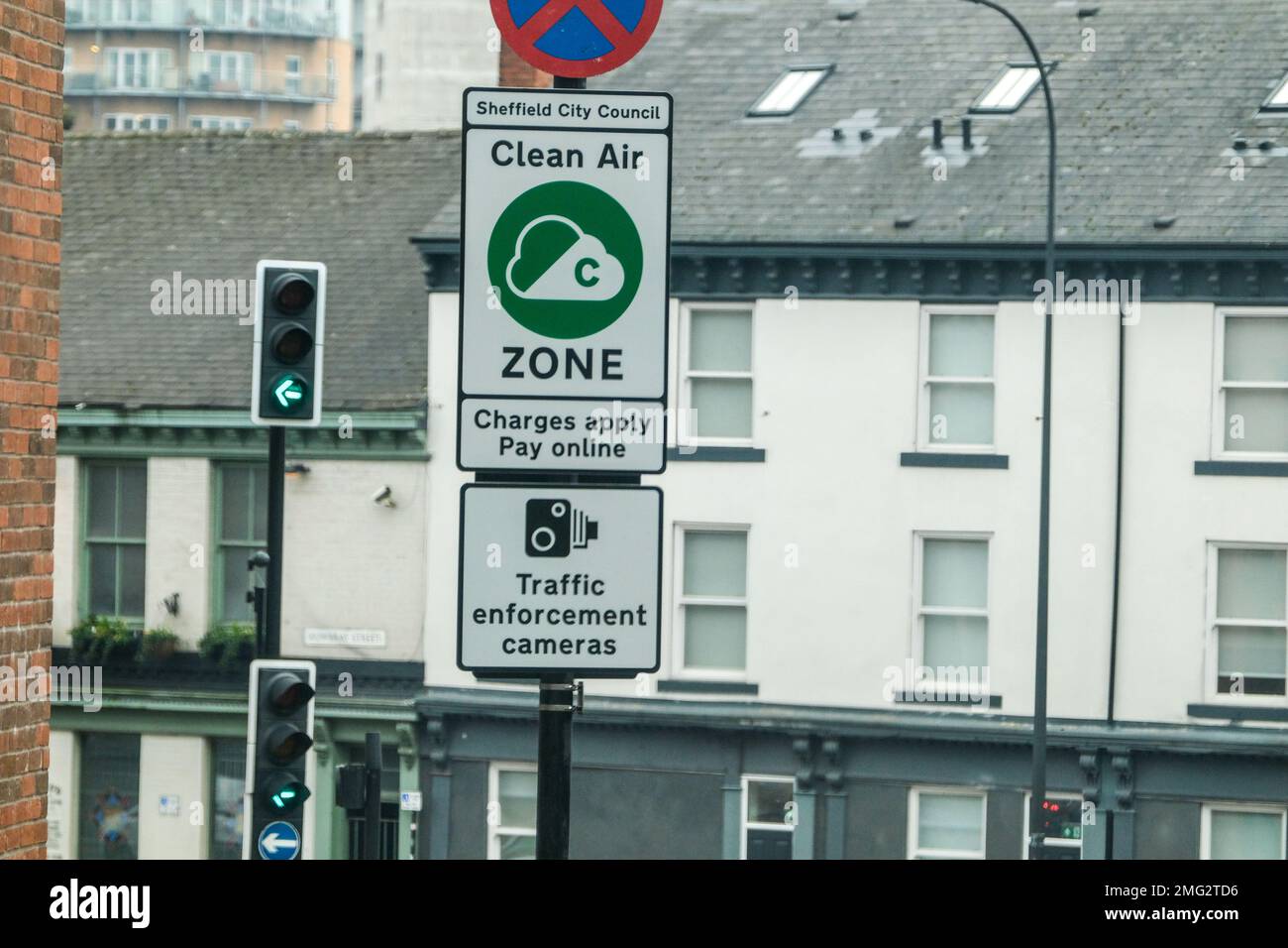 Sheffield clean air zone hi-res stock photography and images - Alamy