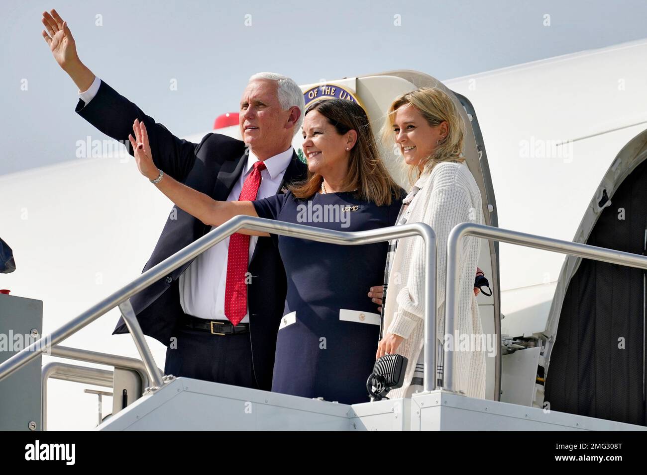 Vice President Mike Pence, wife Karen Pence, center, and daughter ...