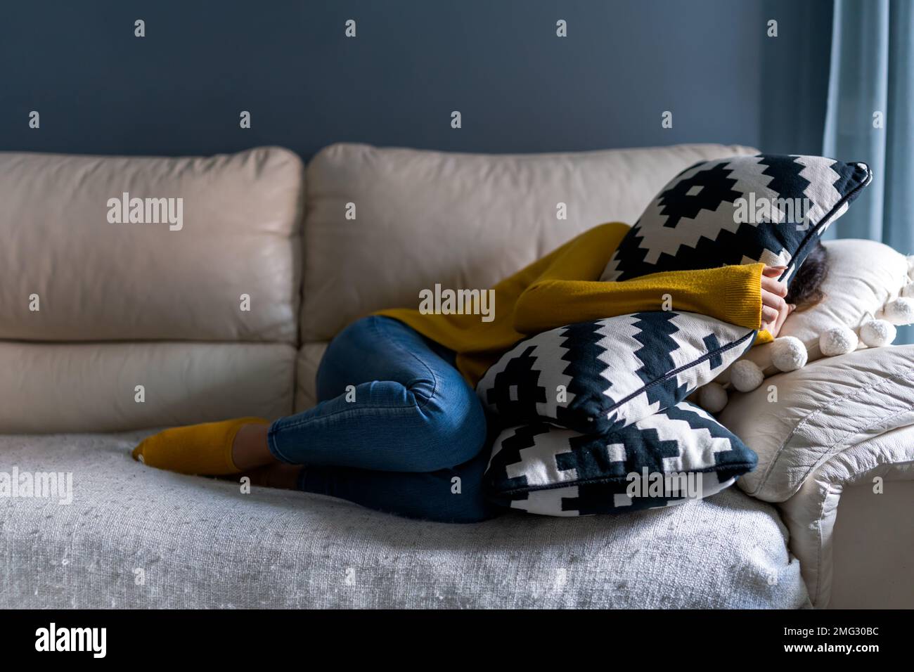 Covering face with clothes hi-res stock photography and images - Alamy