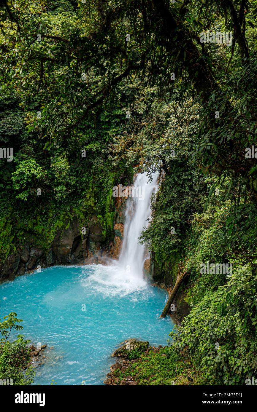 Rio celeste waterfall tenorio hi-res stock photography and images - Alamy