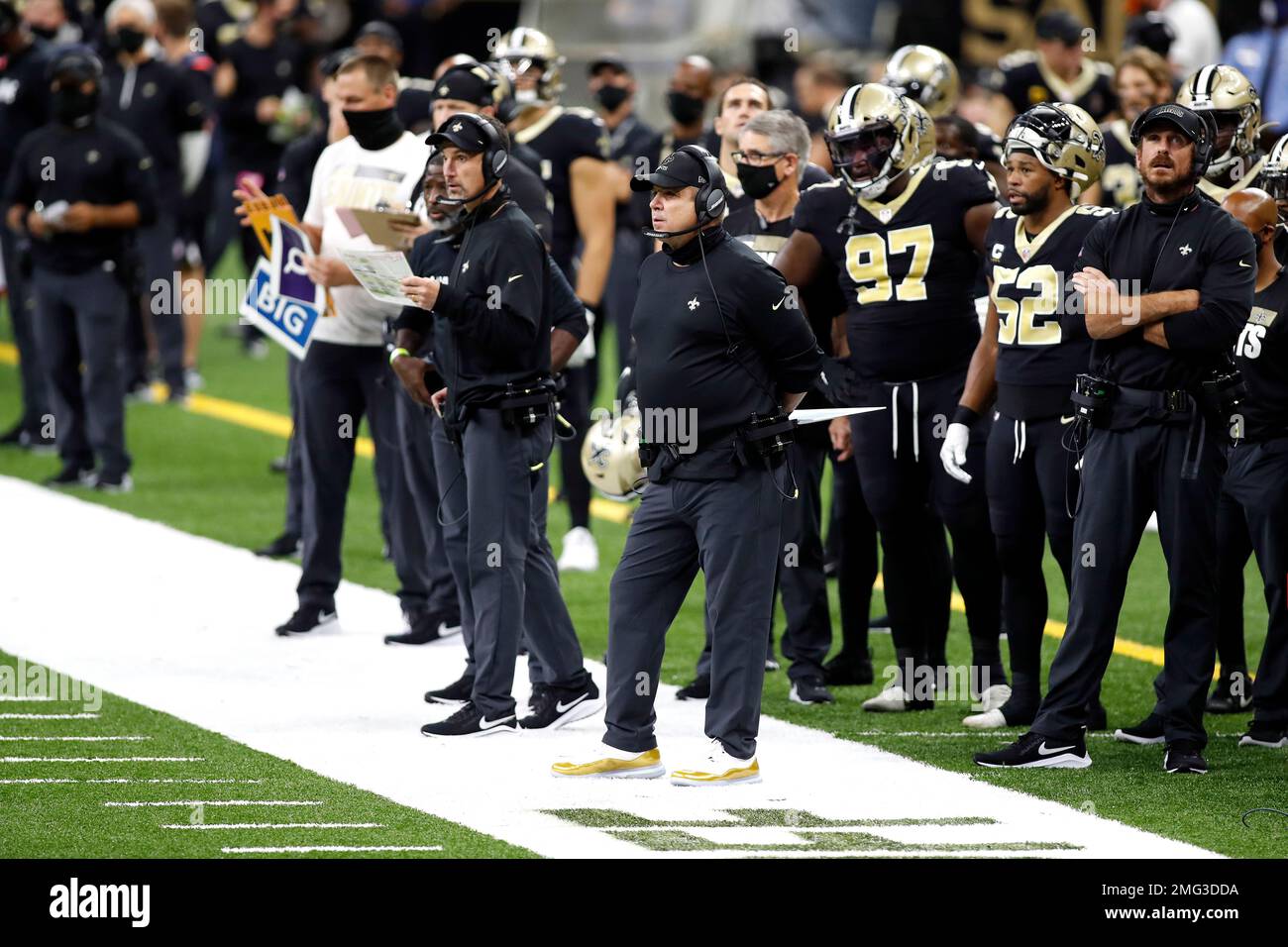 New Orleans Saints head coach Sean Payton during an NFL football game ...