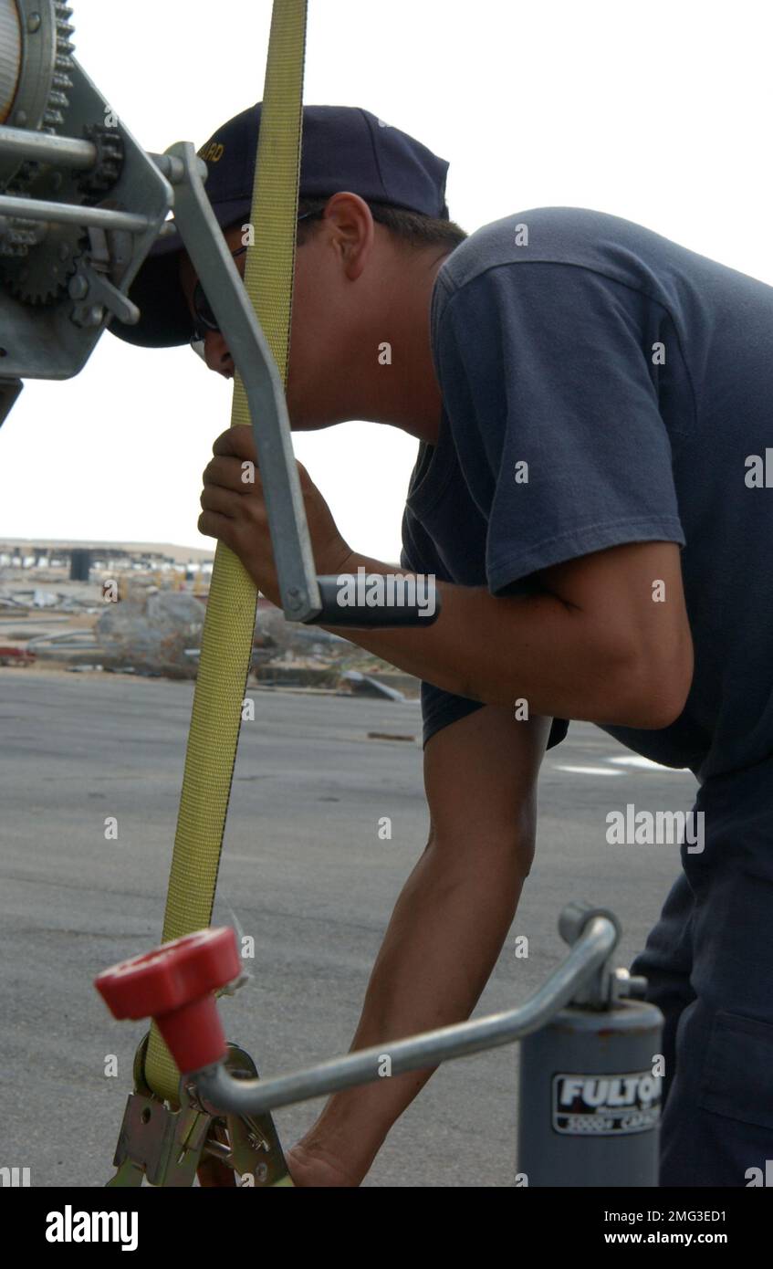 Coast Guard Personnel - Miscellaneous - 26-HK-90-297. Coast Guardsman ...