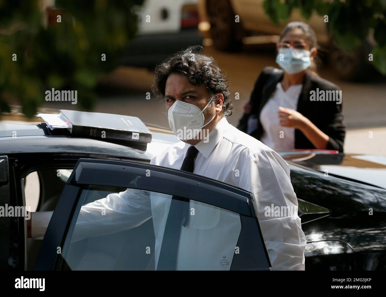 Faisal Siddiqi, center, a lawyer for the family of Daniel Pearl, an ...