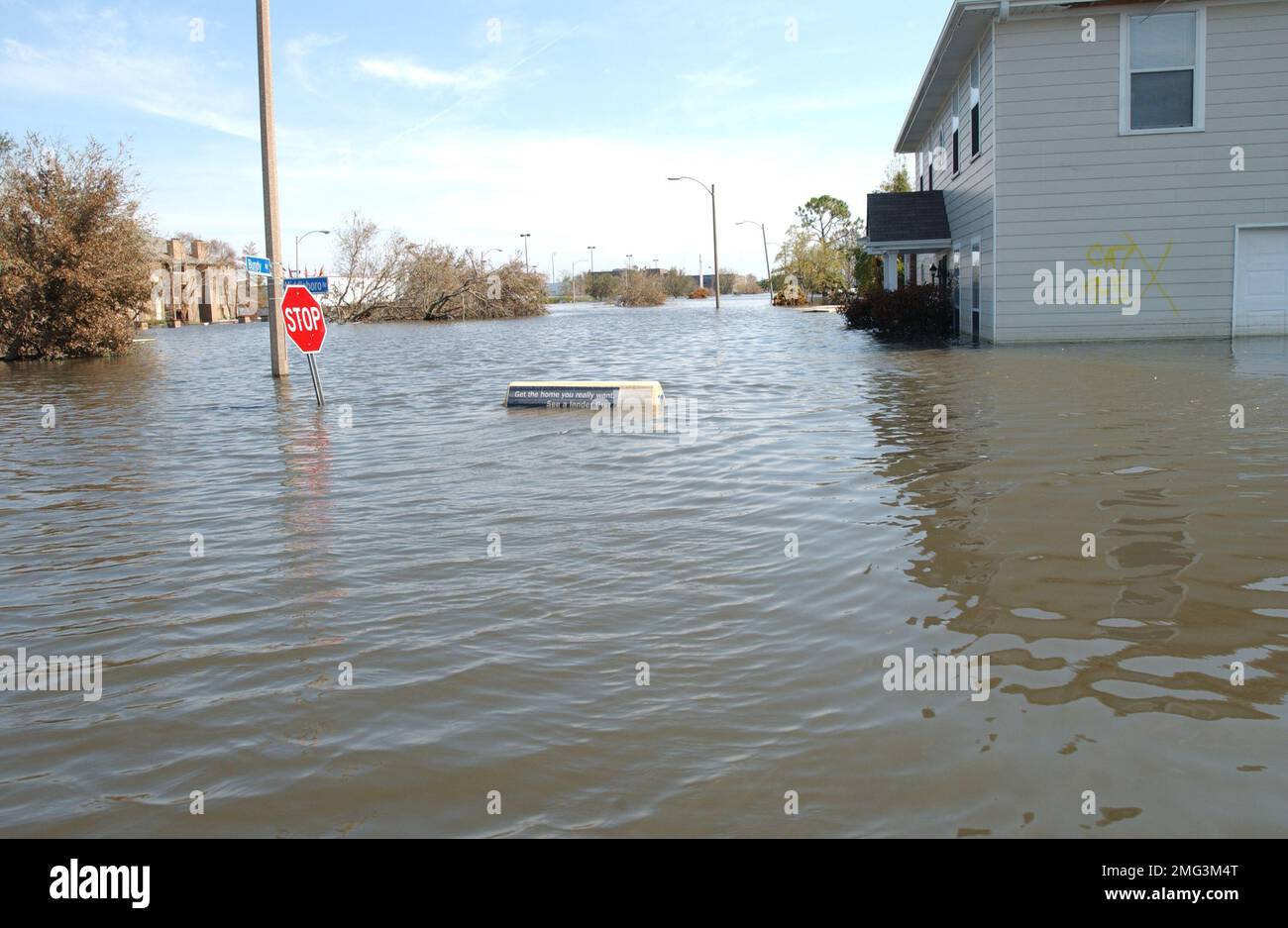 Coast Guard Personnel - 26-HK-413-72. Hurricane Katrina Stock Photo - Alamy
