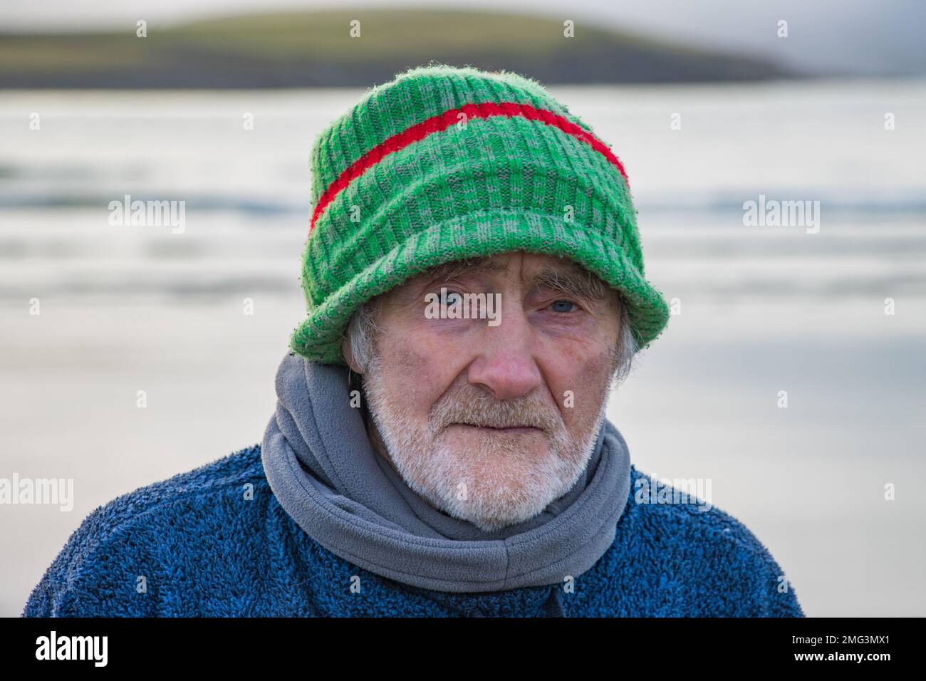 Driving and ducking hi-res stock photography and images - Alamy