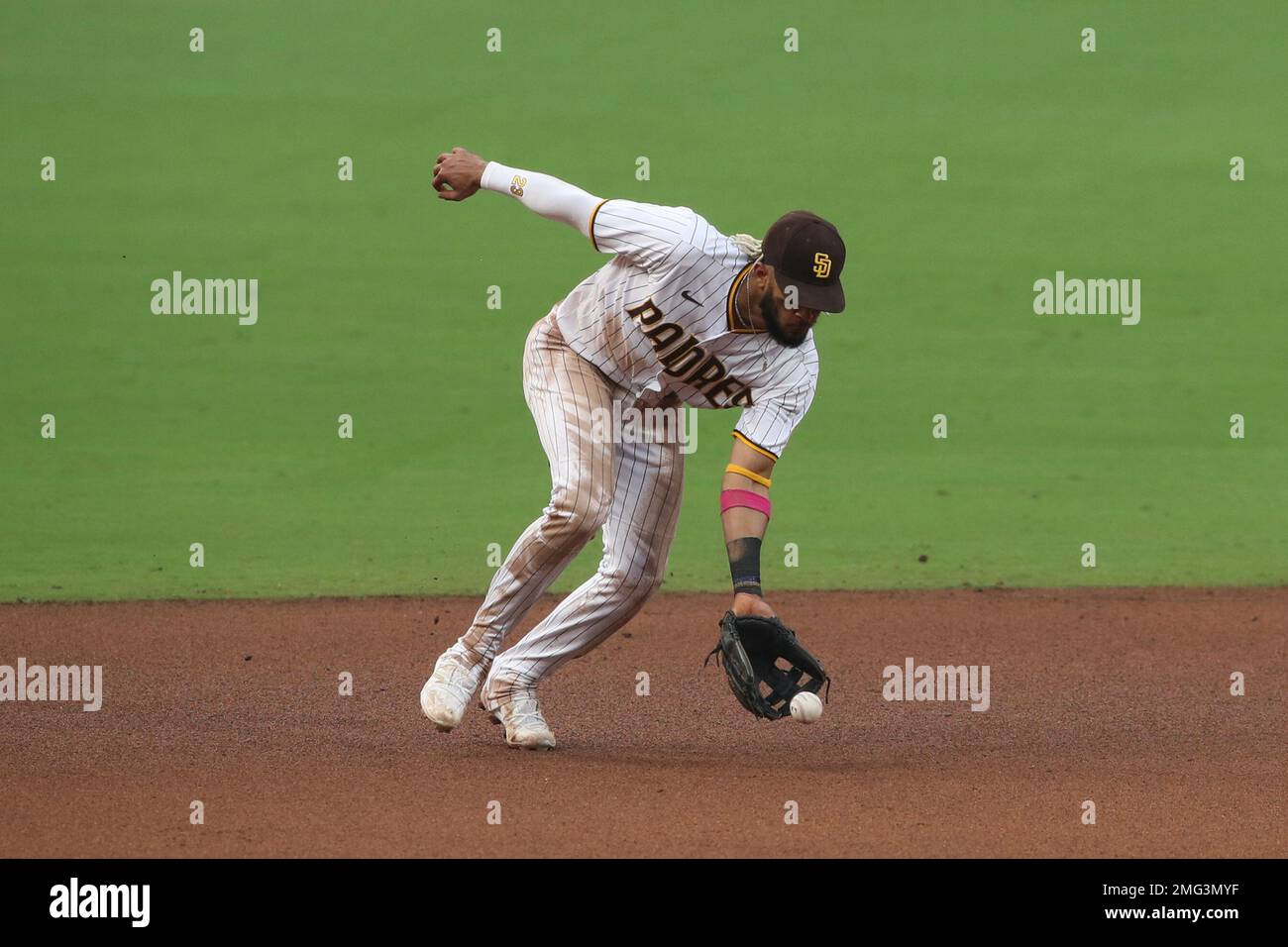 San Diego Padres shortstop Fernando Tatis Jr. (23) fields a ground ball ...