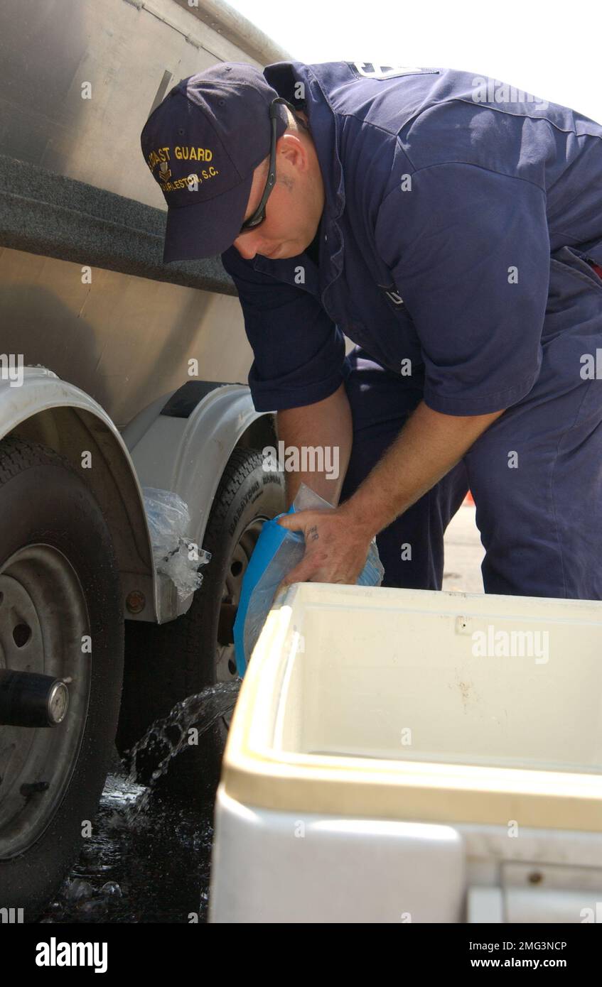 Coast Guard Personnel - Miscellaneous - 26-HK-90-216. Coast Guardsman ...