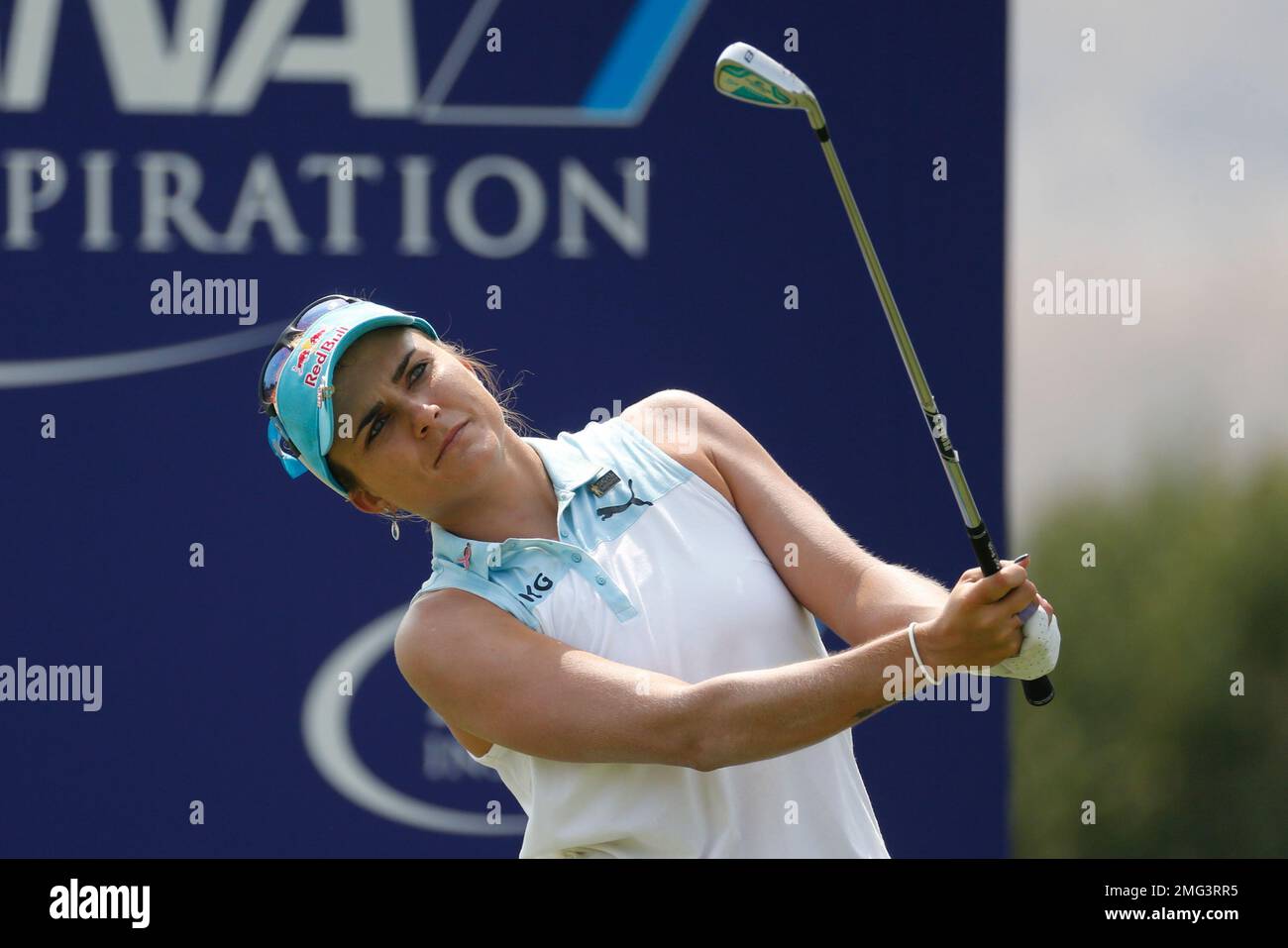 Lexi Thompson watches her tee shot on the 17th hole during the final ...