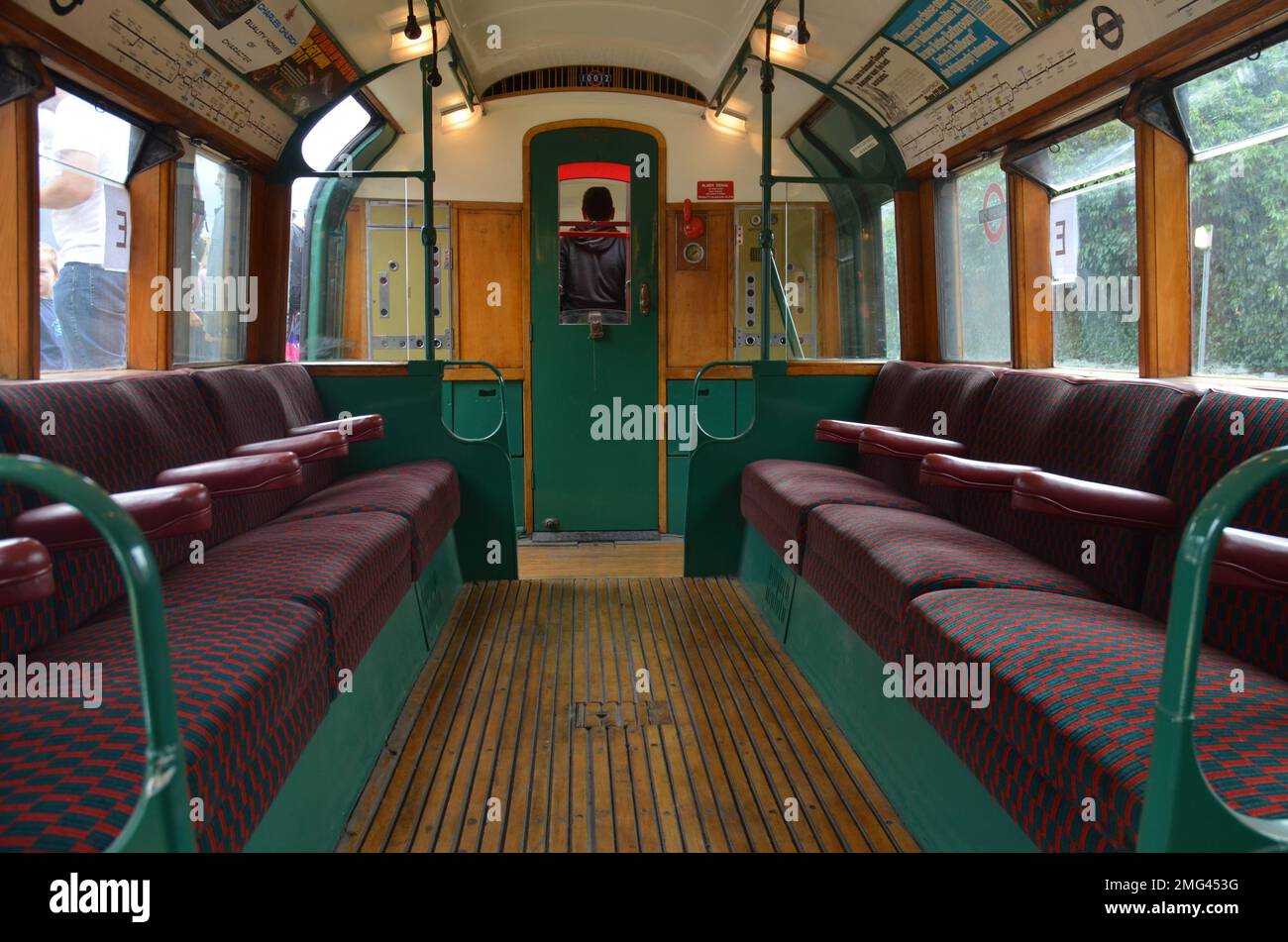 London underground birthday hi-res stock photography and images - Alamy