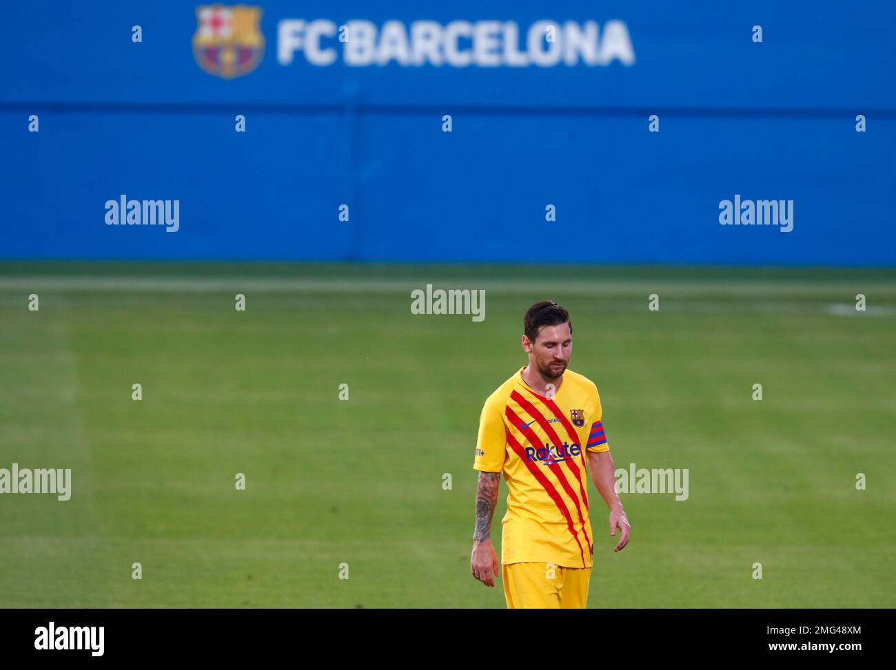 Barcelona's Lionel Messi leaves the field at half time during the pre ...