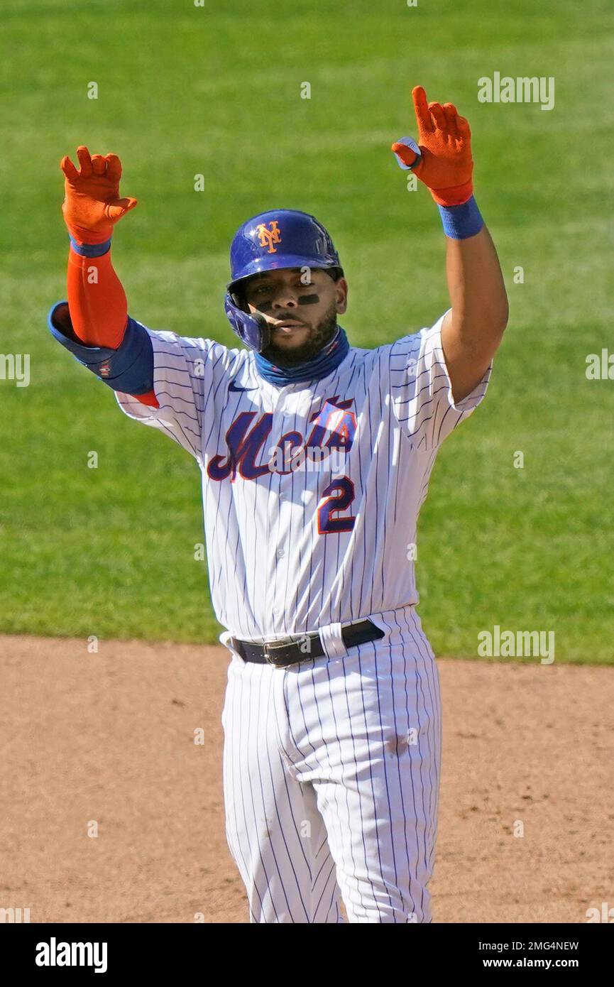 New York Mets first baseman Dominic Smith (2) reacts toward the dugout ...