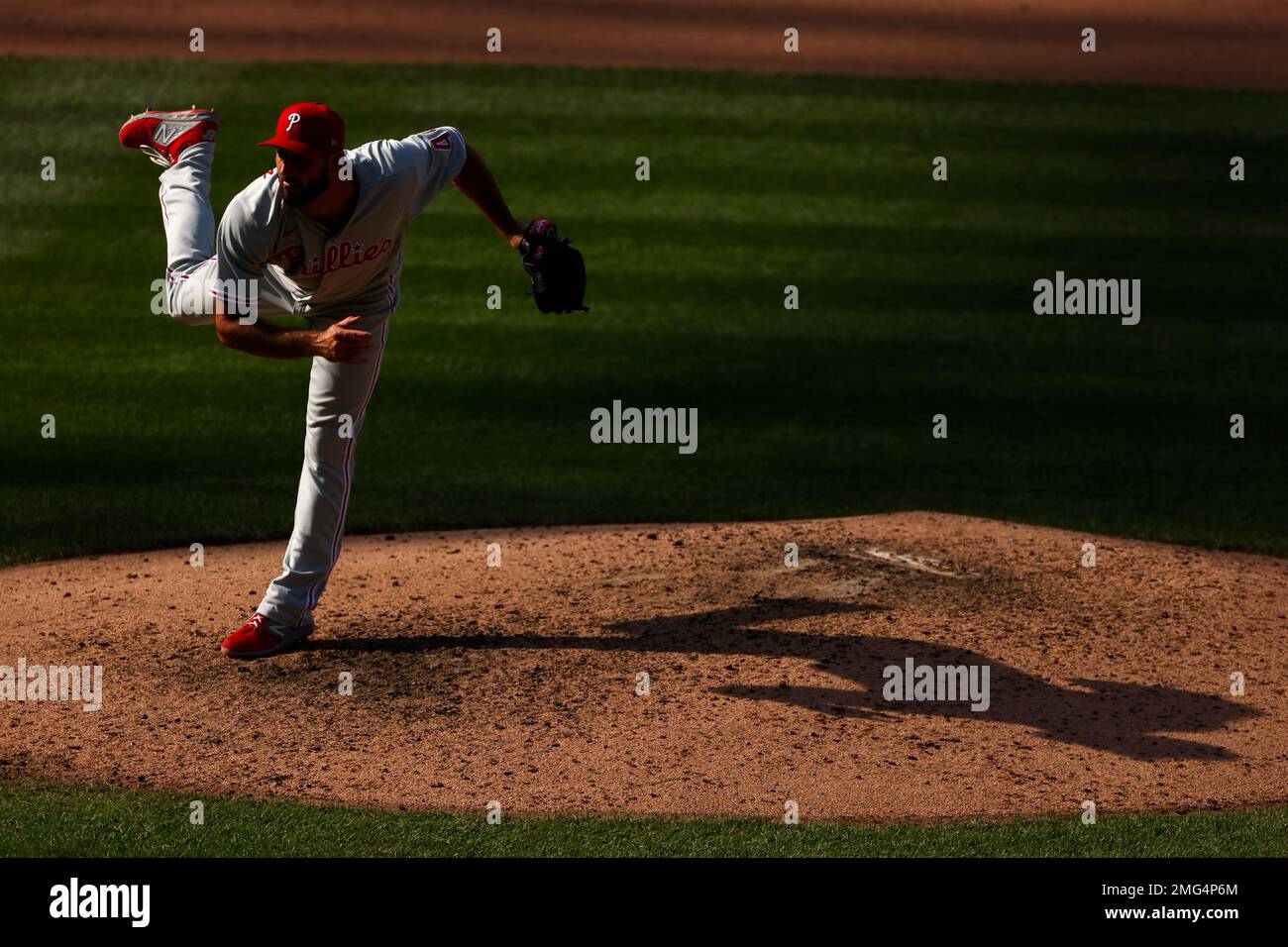 Philadelphia Phillies relief pitcher Brandon Workman delivers a pitch ...