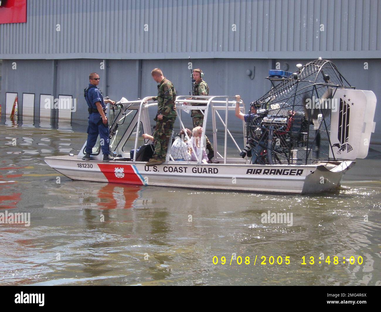 Great Lakes Search and Rescue Detachment - 26-HK-144-72. Hurricane ...