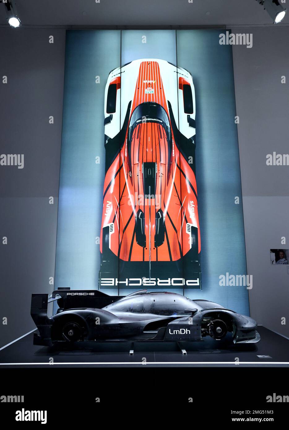 Porsche 963 lmdh hi-res stock photography and images - Alamy