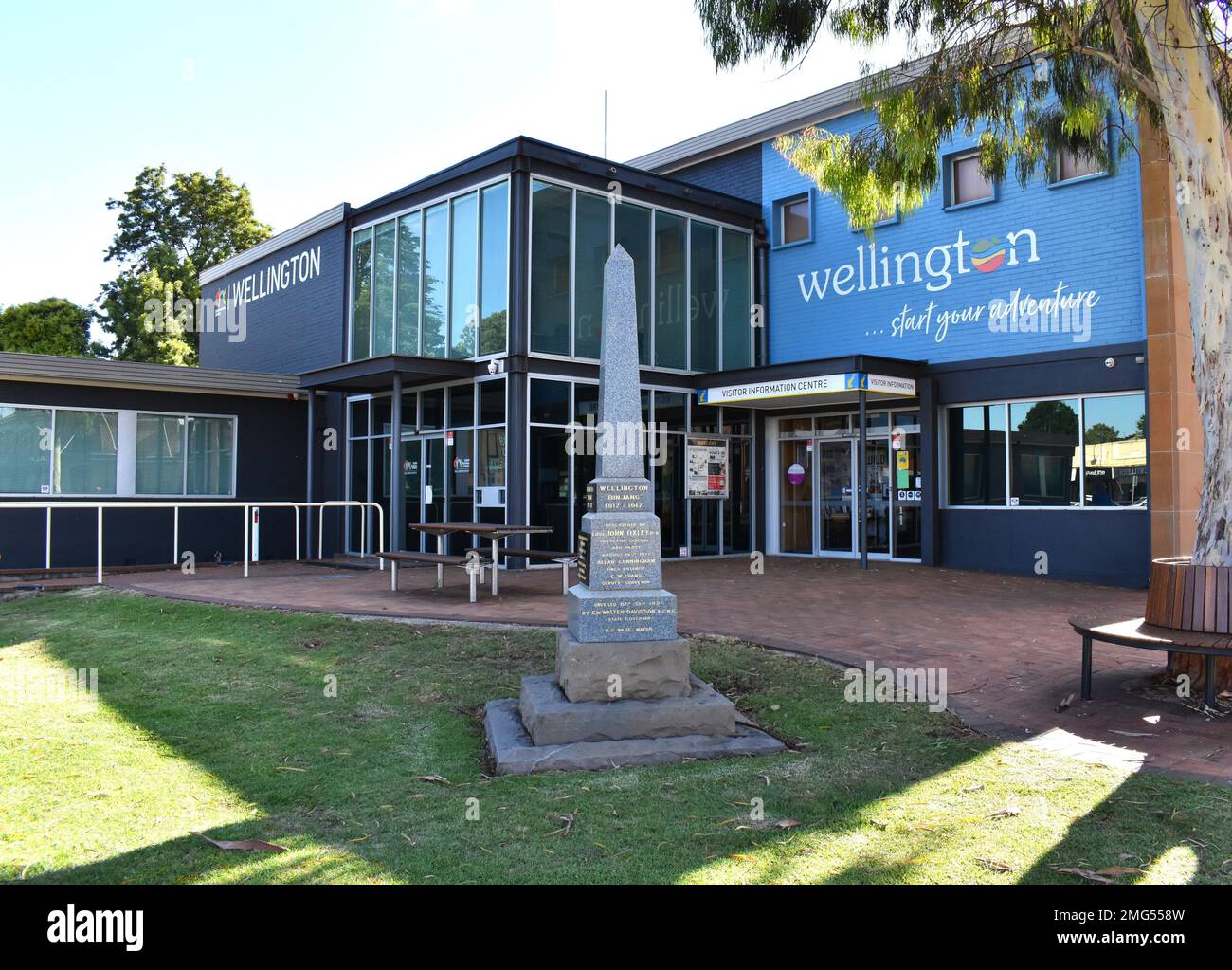 The John Oxley memorial monument, Wellington, NSW, Wednesday, January ...