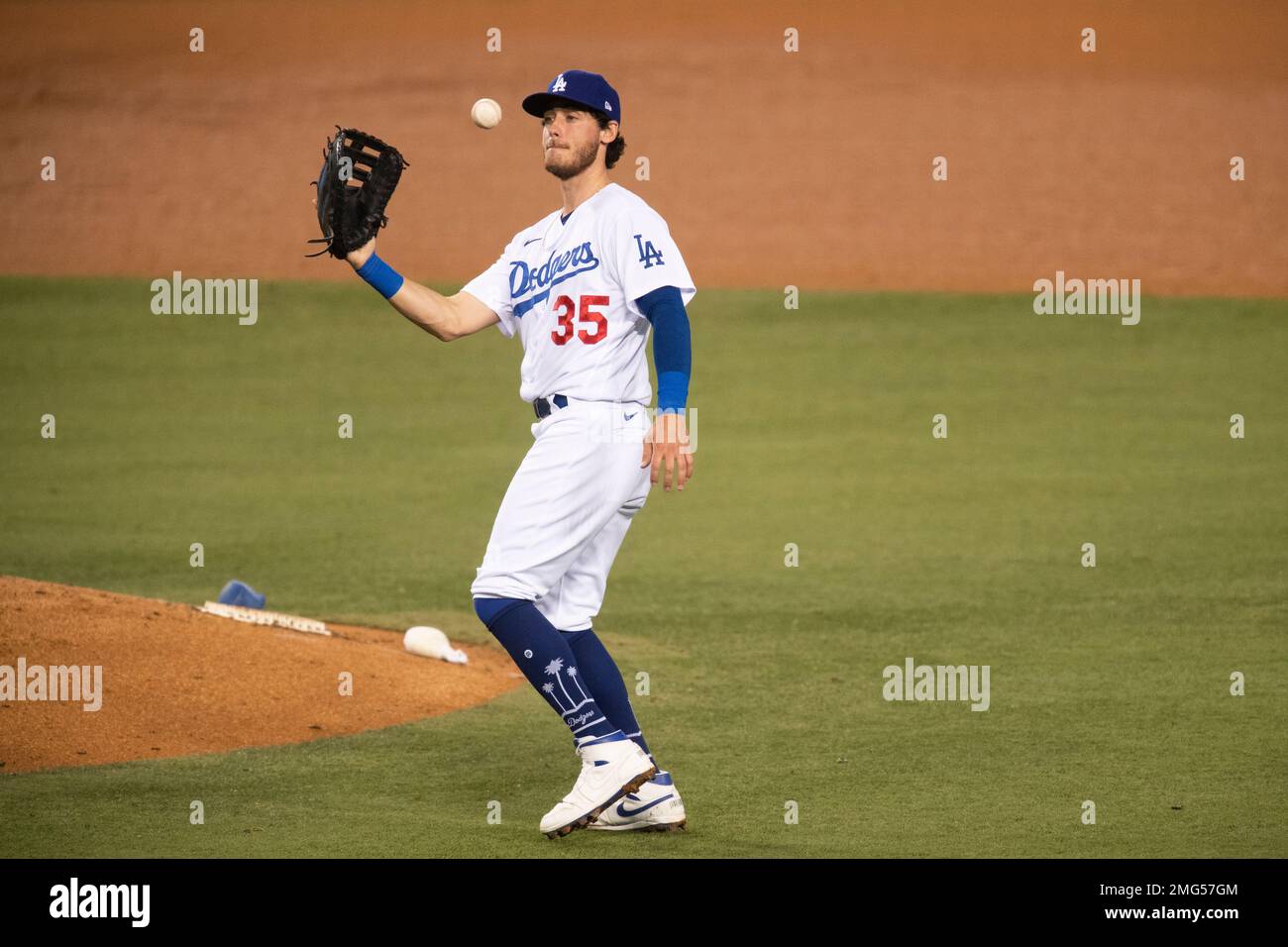 Los Angeles Dodgers first baseman Cody Bellinger during a baseball game ...