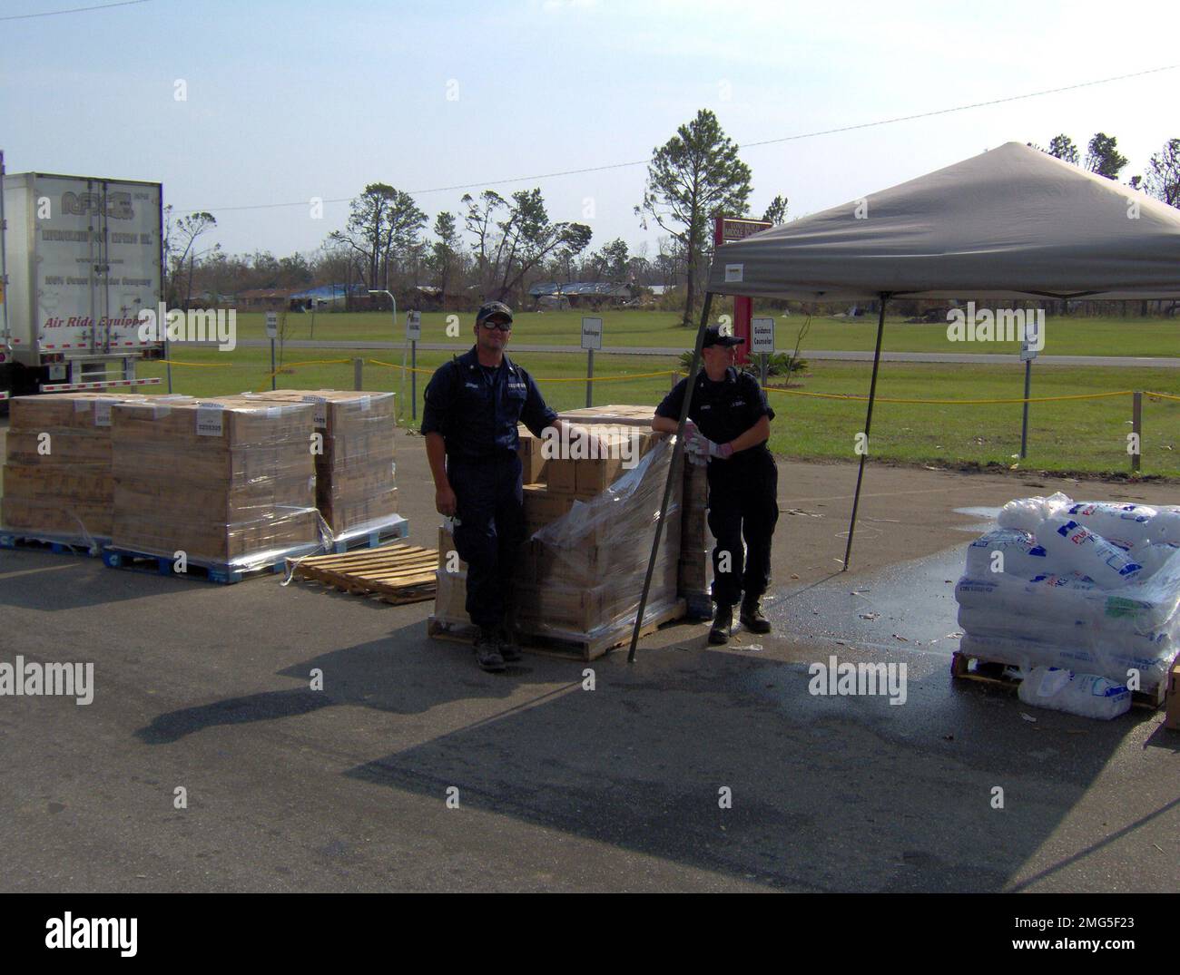 Miscellaneous - Security Photos - 26-HK-436-88. Hurricane Katrina Stock ...