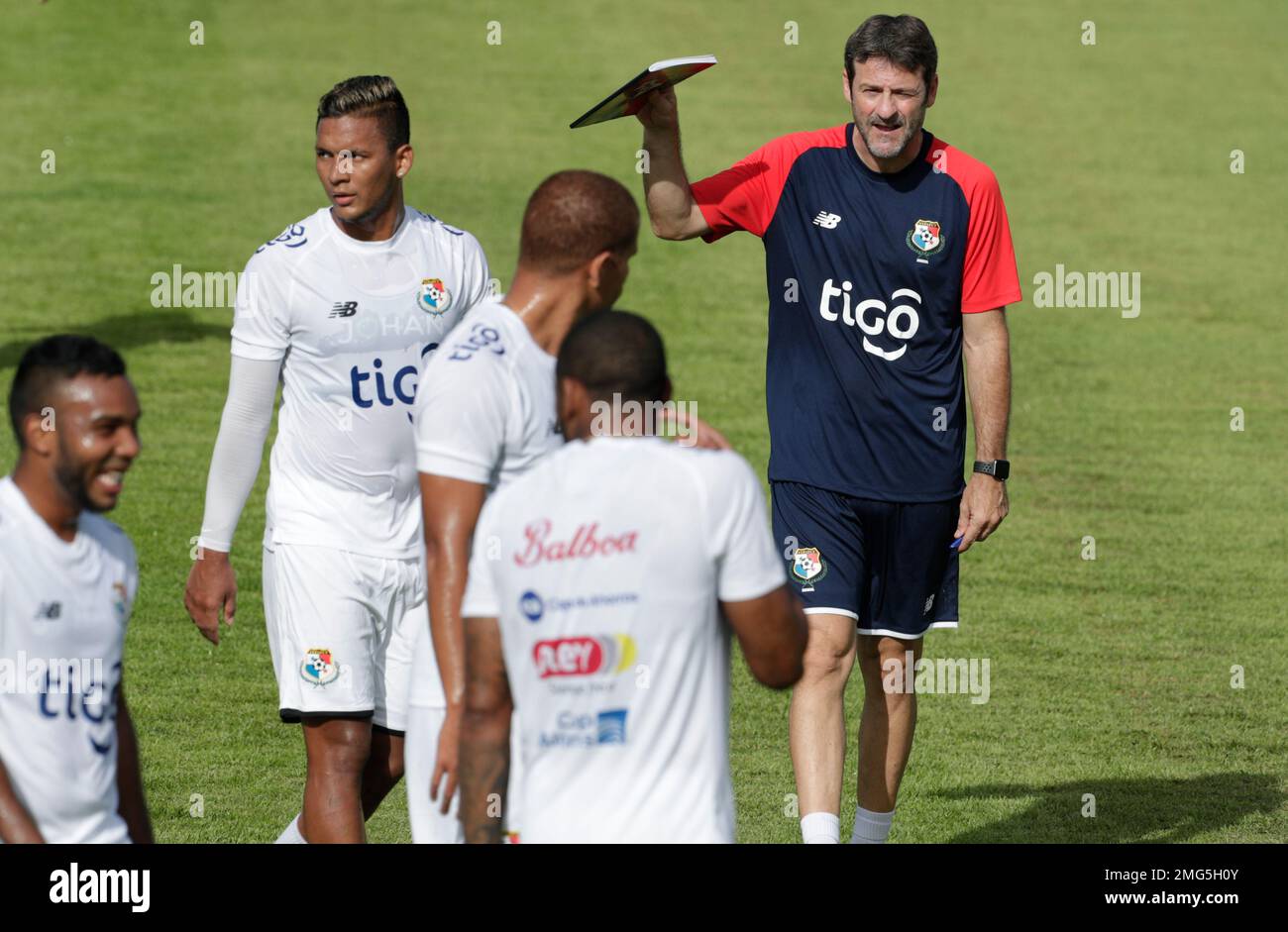 Panama's new head coach Thomas Christiansen gives instructions to his ...