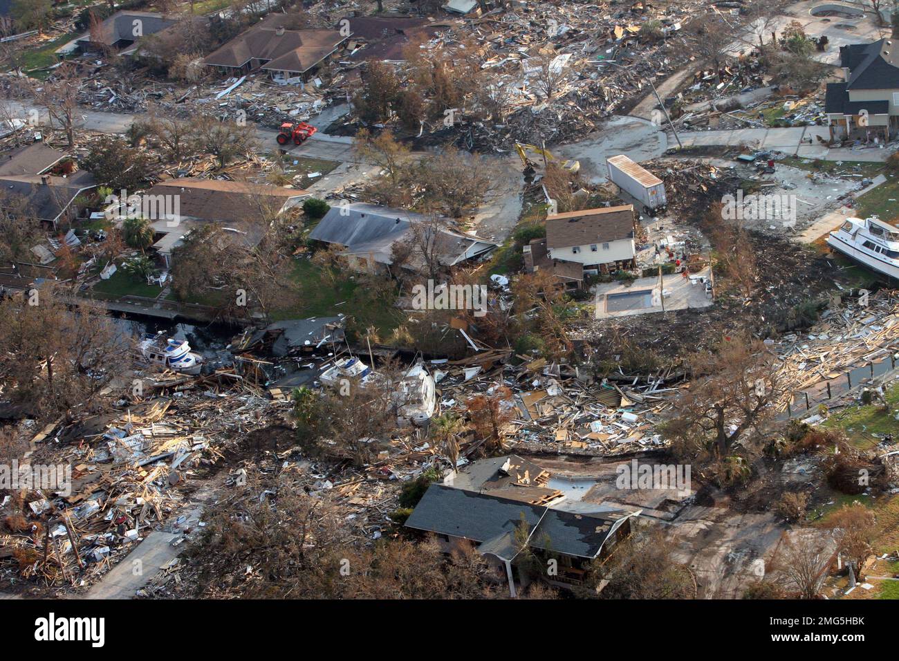 Aftermath - Aerial - 26-HK-296-4. Hurricane Katrina Stock Photo - Alamy