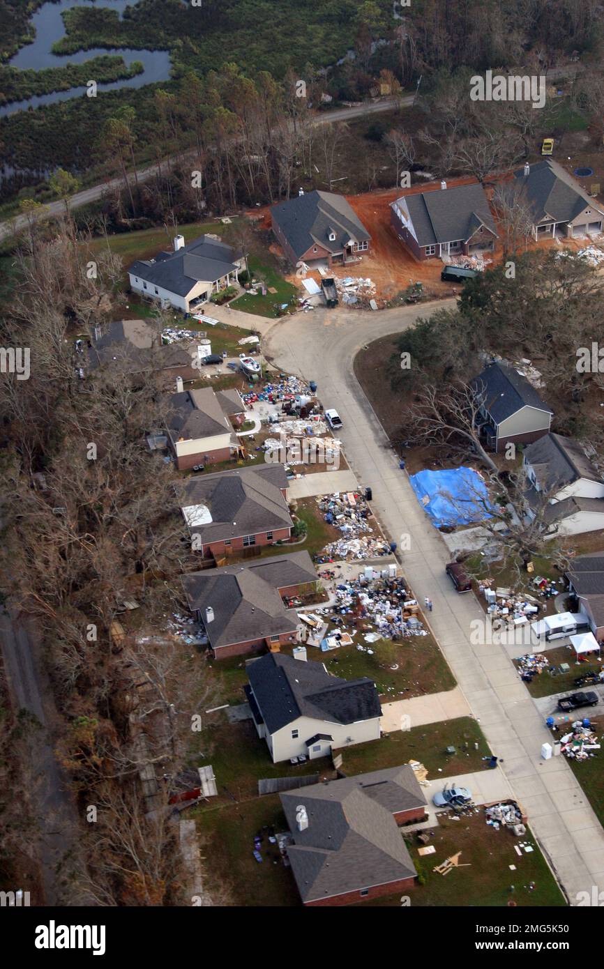Aftermath - Aerial - 26-HK-296-43. Hurricane Katrina Stock Photo - Alamy