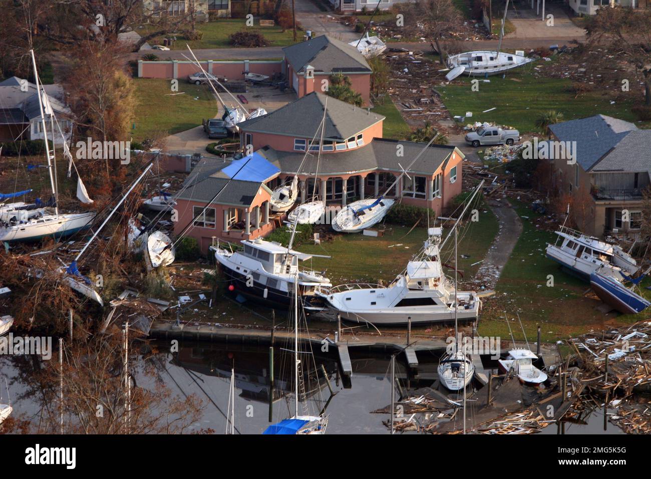 Aftermath - Aerial - 26-HK-296-53. Hurricane Katrina Stock Photo - Alamy