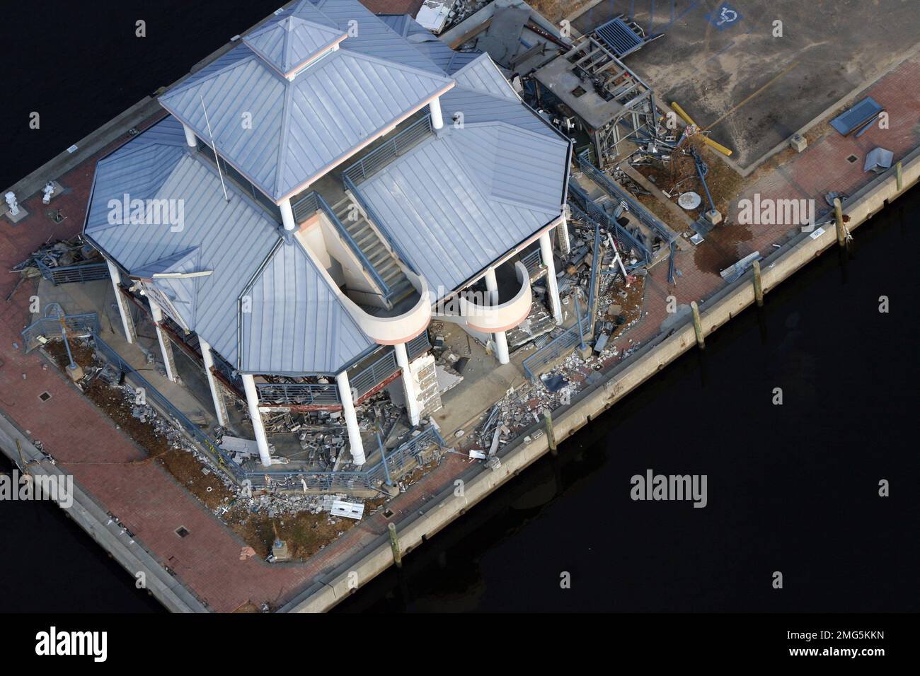 Aftermath - Aerial - 26-HK-296-57. Hurricane Katrina Stock Photo - Alamy