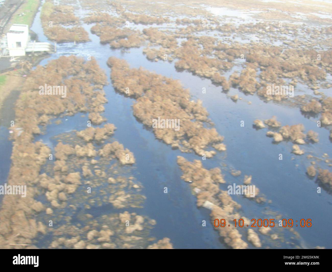Pollution - ESU St. Louis Response - Murphy Oil - 26-HK-243-76. Water ...
