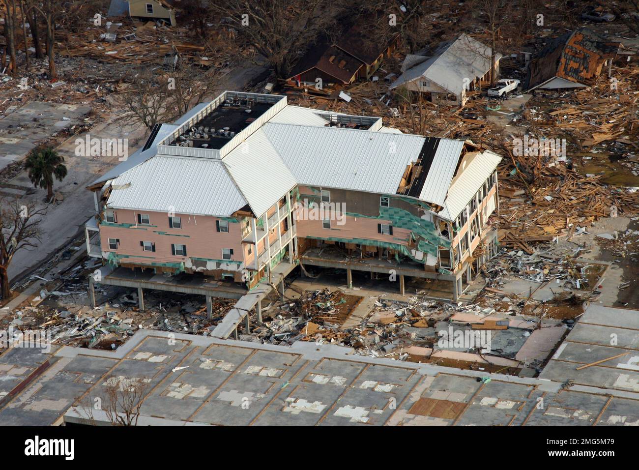 Aftermath - Aerial - 26-HK-296-77. Hurricane Katrina Stock Photo - Alamy