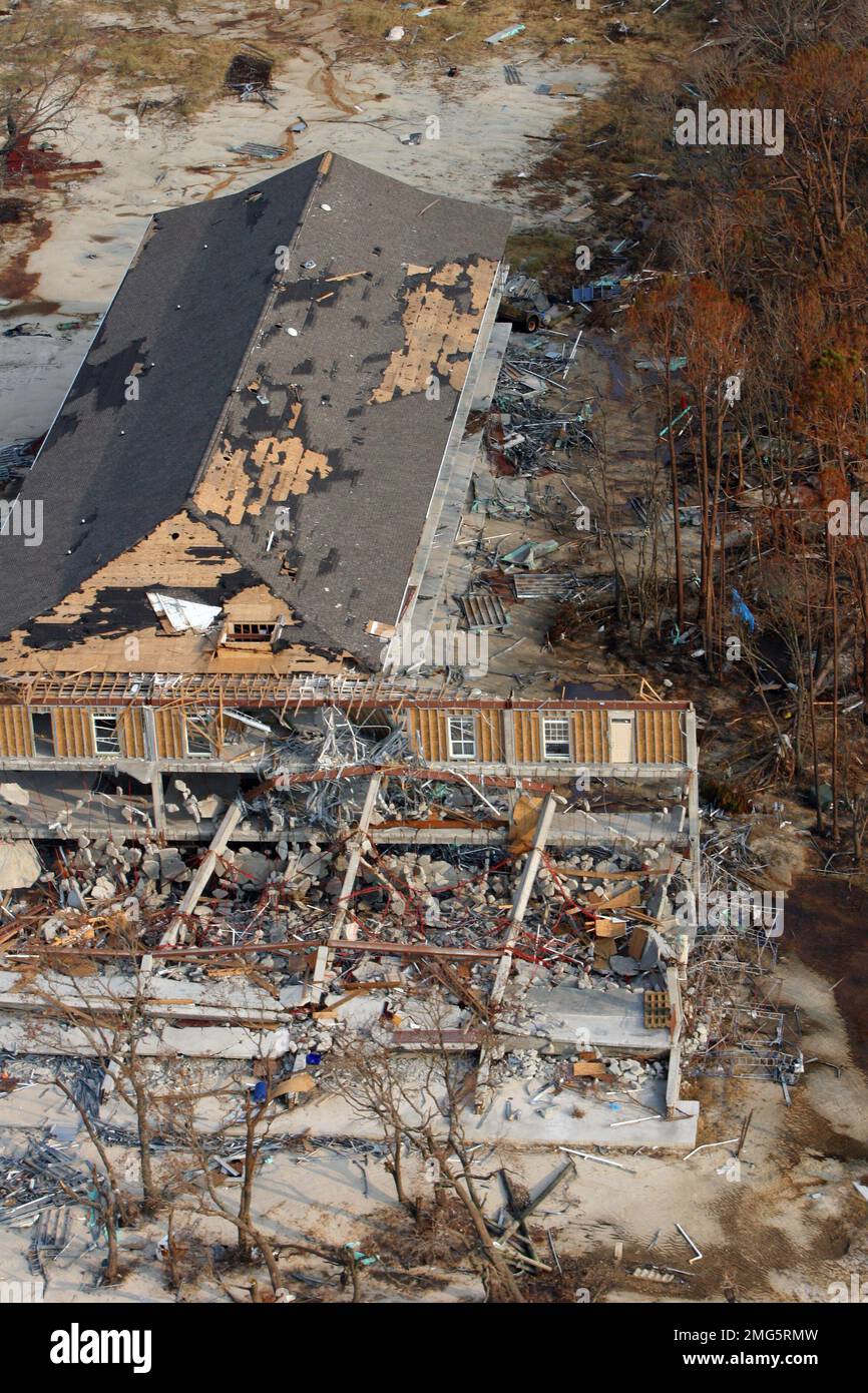 Aftermath - Aerial - 26-HK-296-157. Hurricane Katrina Stock Photo - Alamy