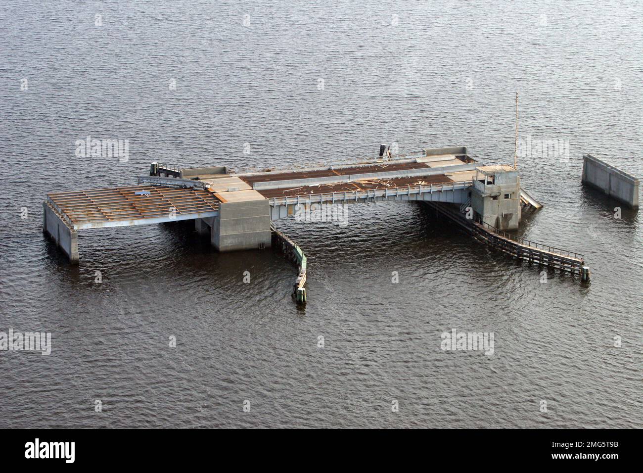 Aftermath - Aerial - 26-HK-296-171. Hurricane Katrina Stock Photo - Alamy