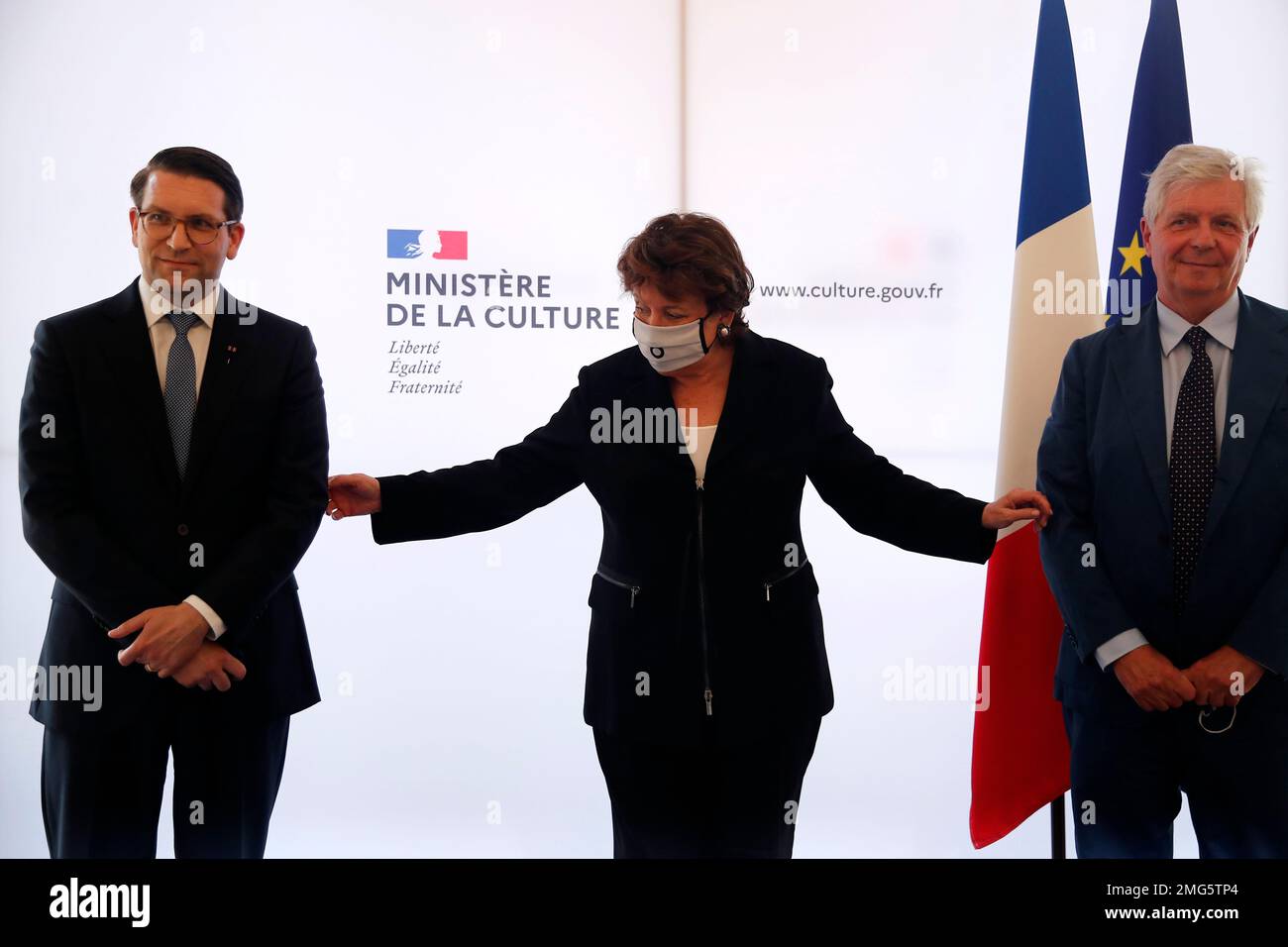 Newly appointed Paris' national Opera director Alexander Neef, left ...