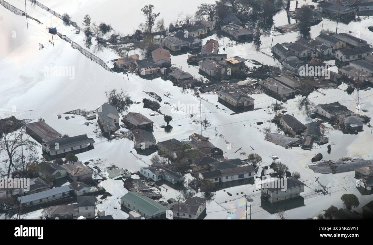 Aftermath - Aerial - 26-HK-296-205. Hurricane Katrina Stock Photo - Alamy