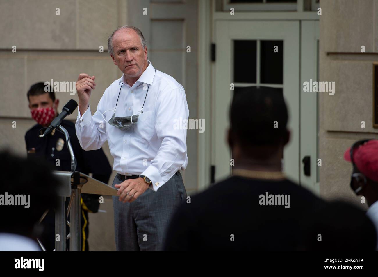 University of Alabama President Dr. Stuart R. Bell thanks Alabama ...