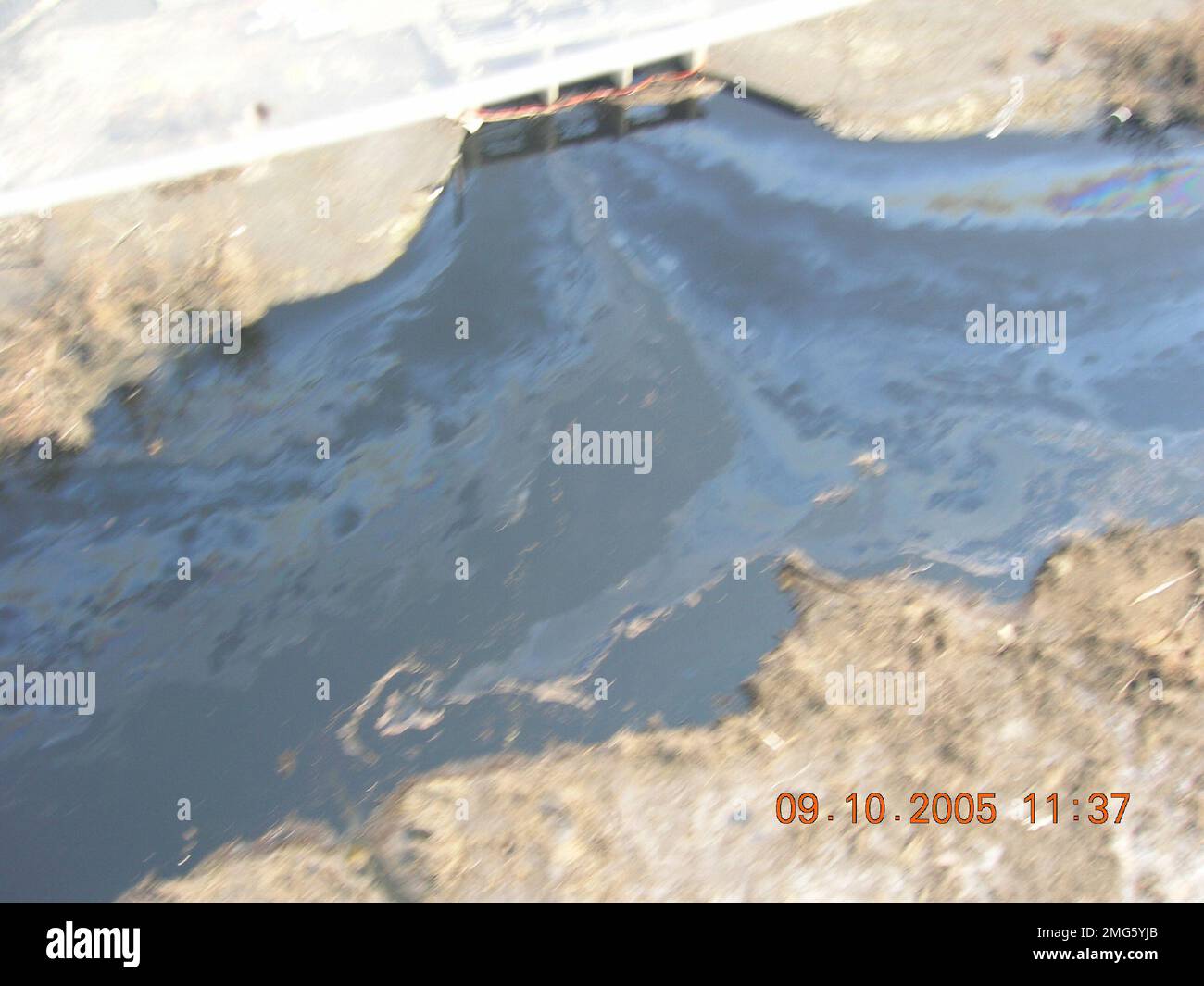 Pollution - ESU St. Louis Response - Murphy Oil - 26-HK-243-57. Sheen ...