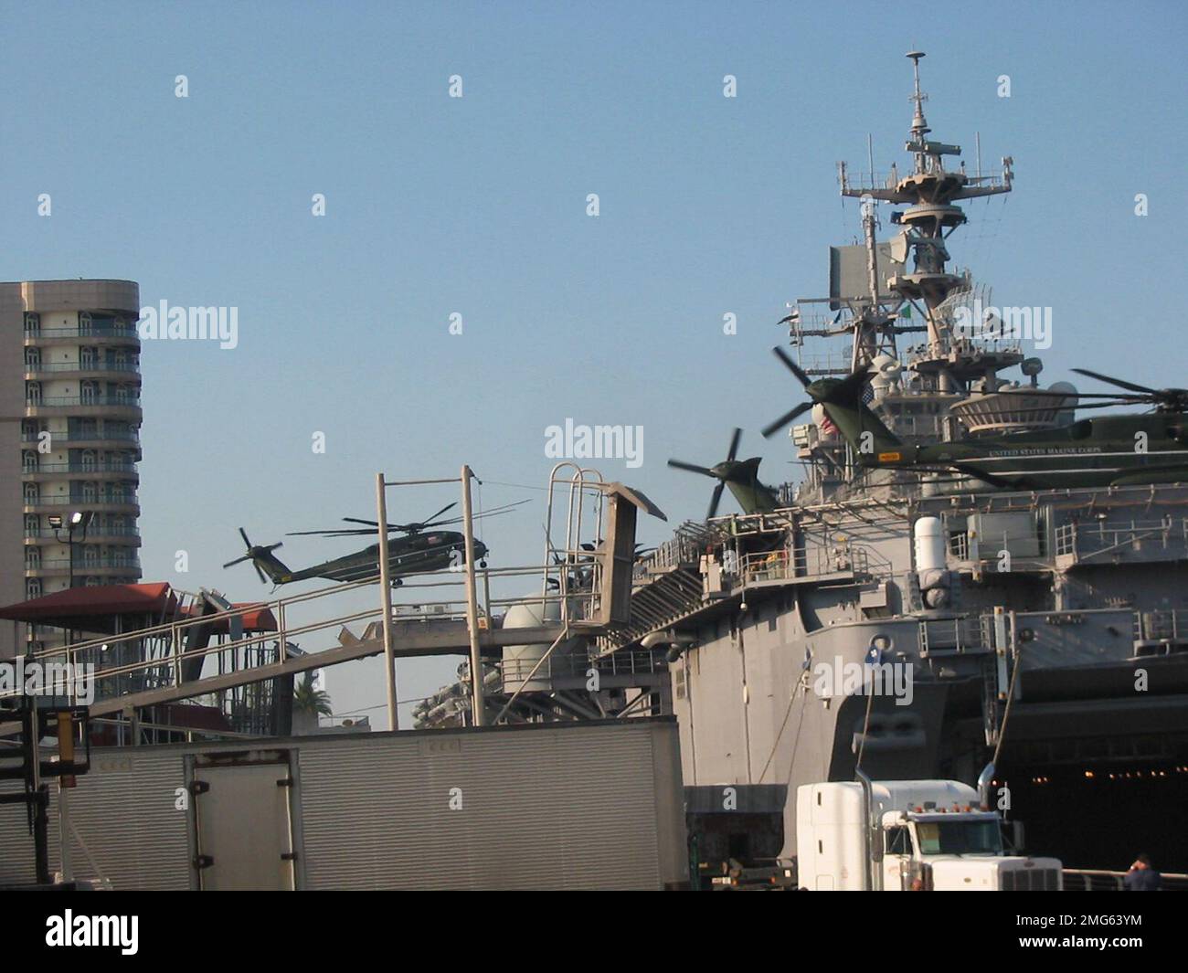 New Orleans Gunlock Photos - 26-HK-331-34. Hurricane Katrina Stock ...