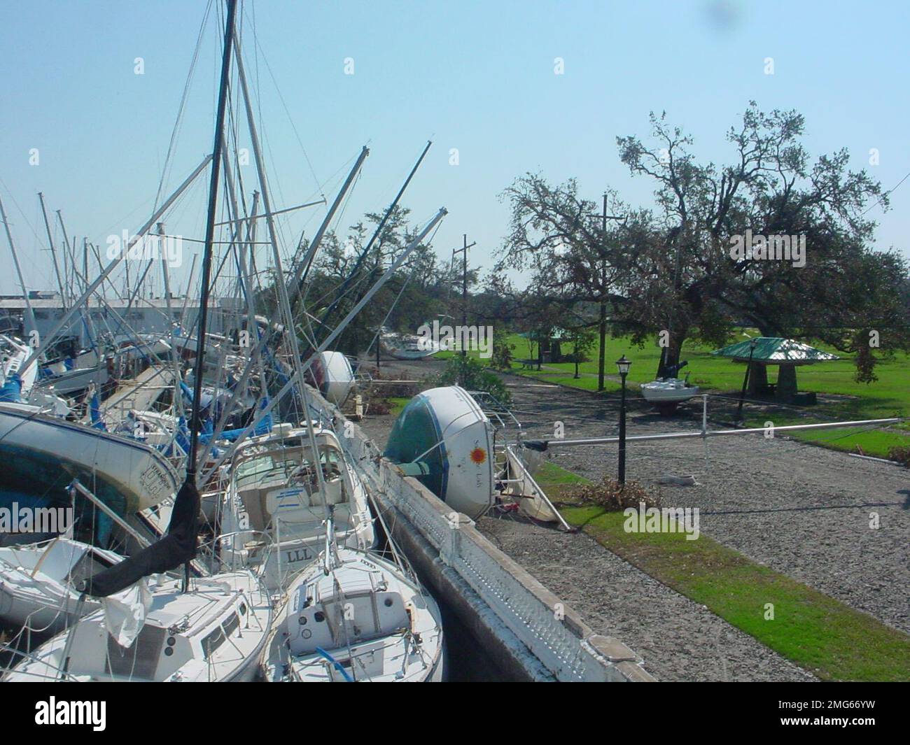 ESU Incident Command Post New Orleans - Katrina Sector - 26-HK-306-28 ...