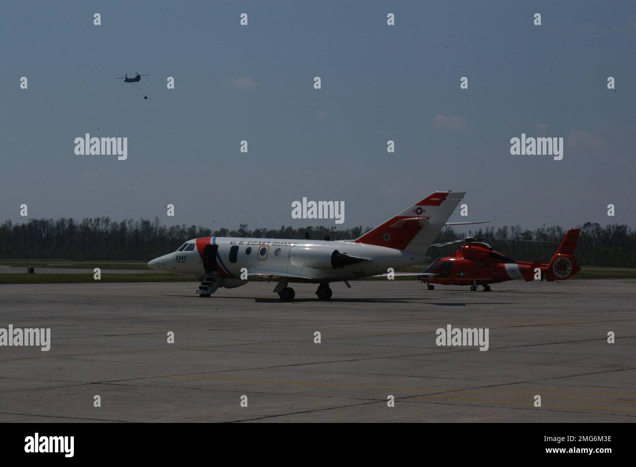 Aircrafts - Miscellaneous - 26-HK-56-40. CG HU-25 and HH-65 with ...