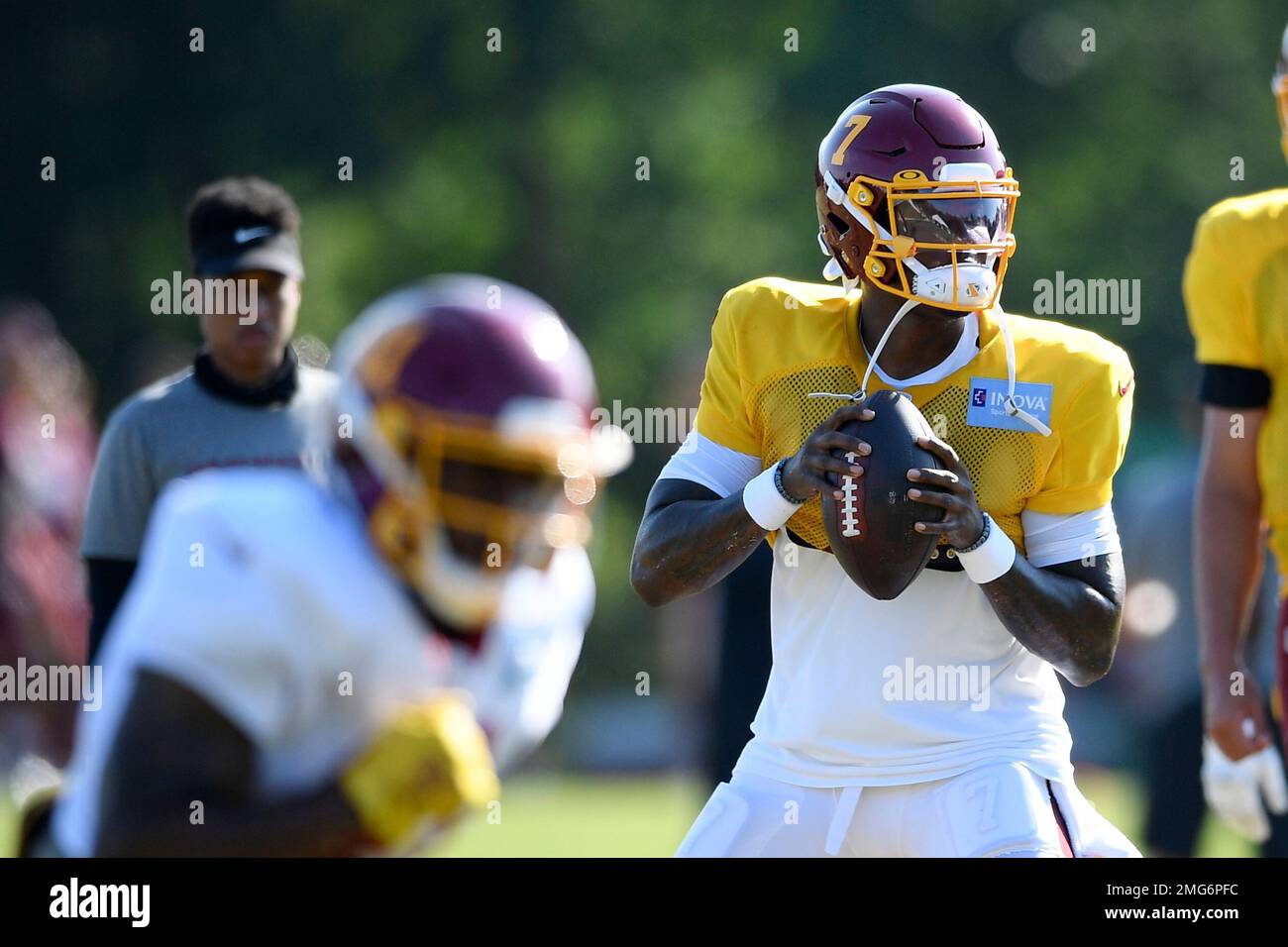 Washington quarterback Dwayne Haskins Jr. (7) looks to pass during ...