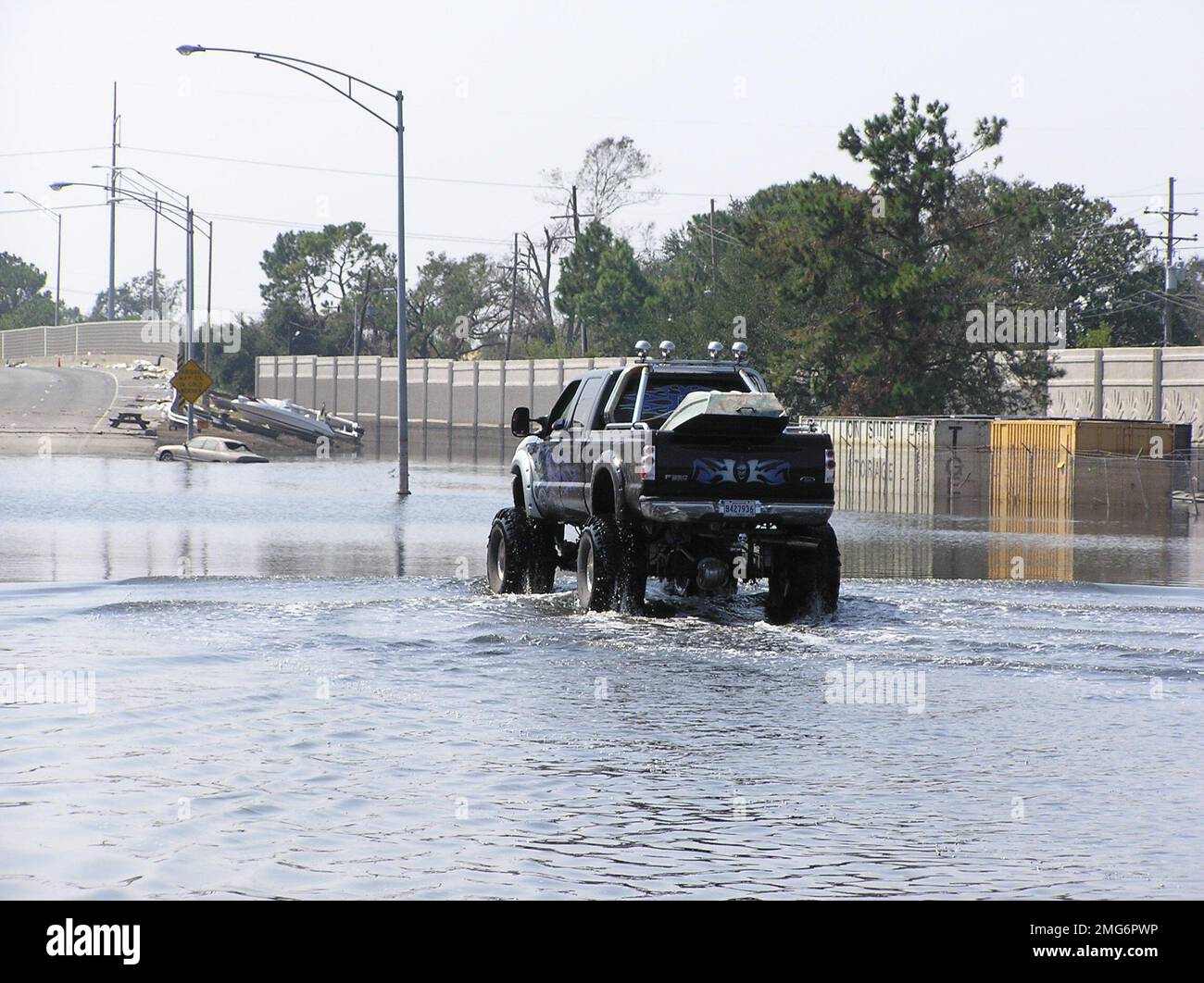 Marine Safety Unit Baton Rouge - New Orleans Flood Operations - 26-HK ...