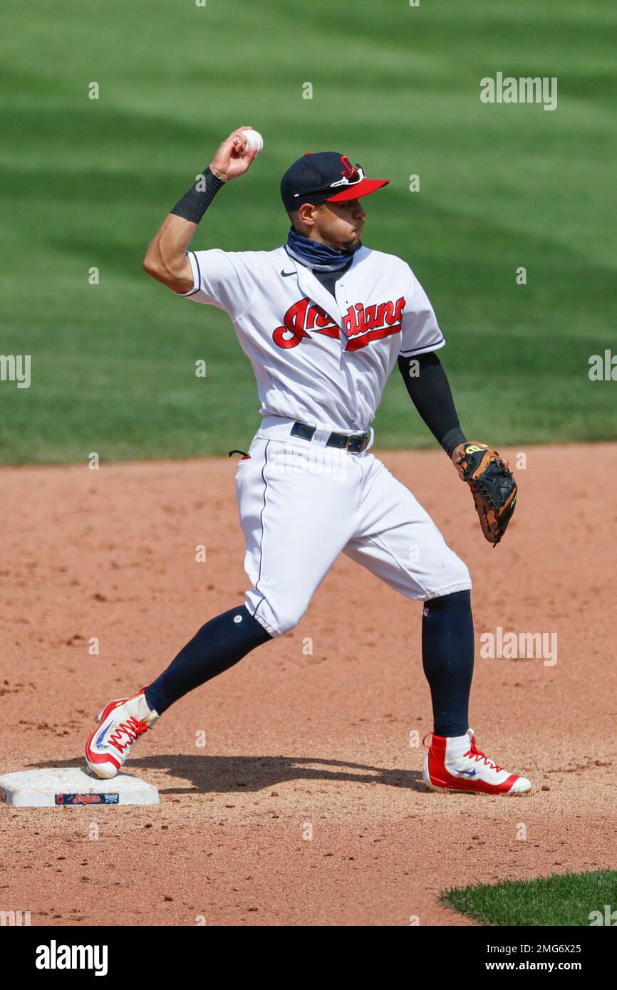 Cleveland Indians' Cesar Hernandez forces out Detroit Tigers' Miguel ...