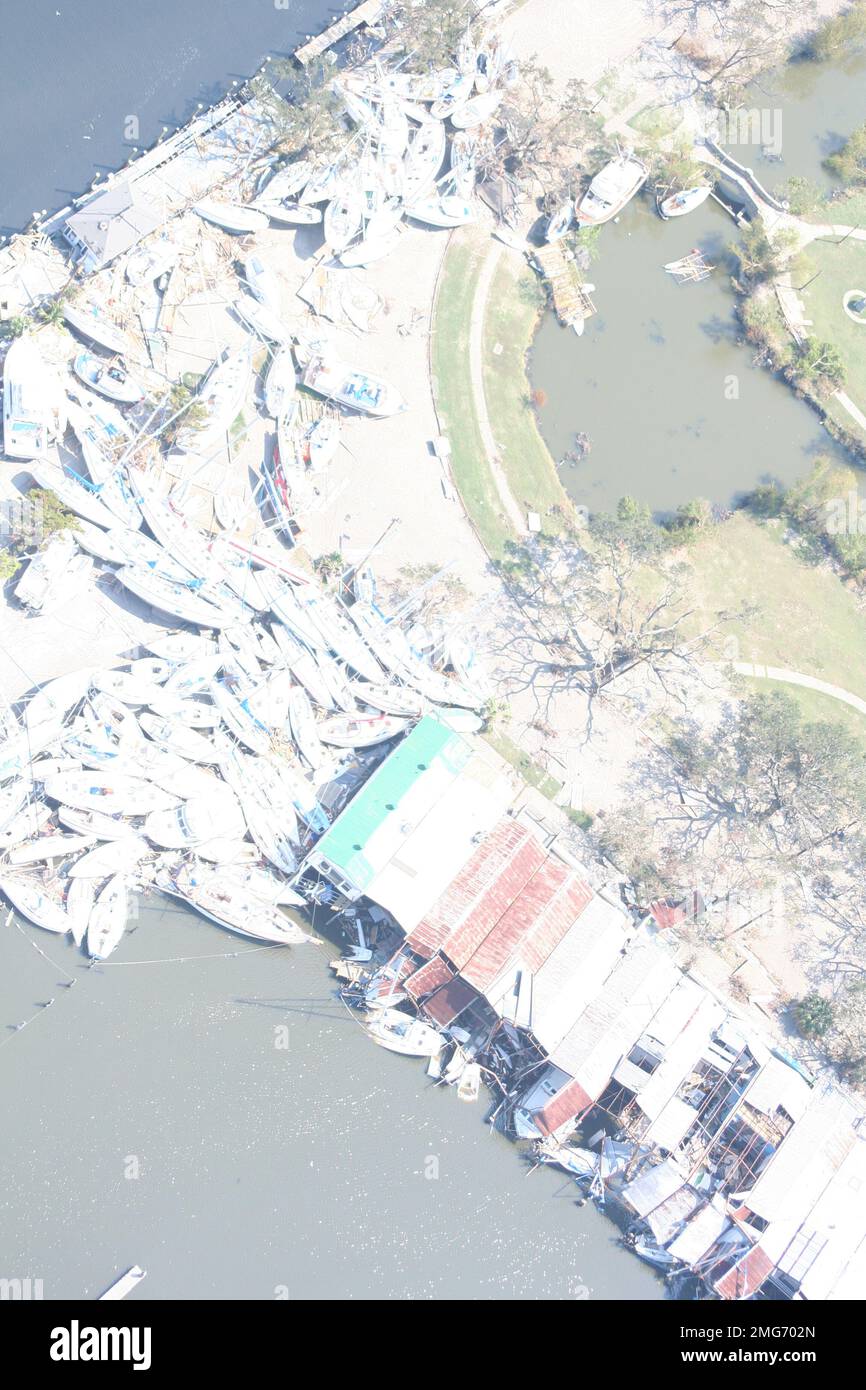 Aftermath - Miscellaneous - 26-HK-47-210. grainy aerial view of large ...