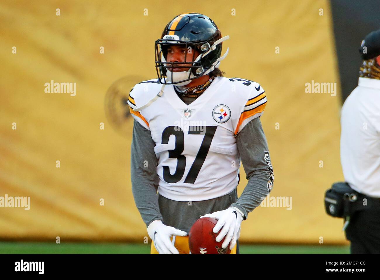 Pittsburgh Steelers safety Jordan Dangerfield (37) during practice at ...
