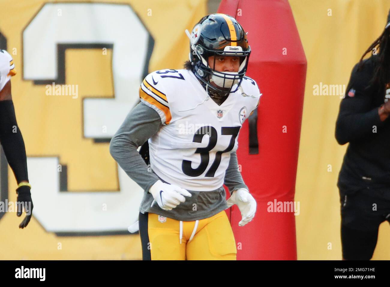 Pittsburgh Steelers safety Jordan Dangerfield (37) during practice at ...
