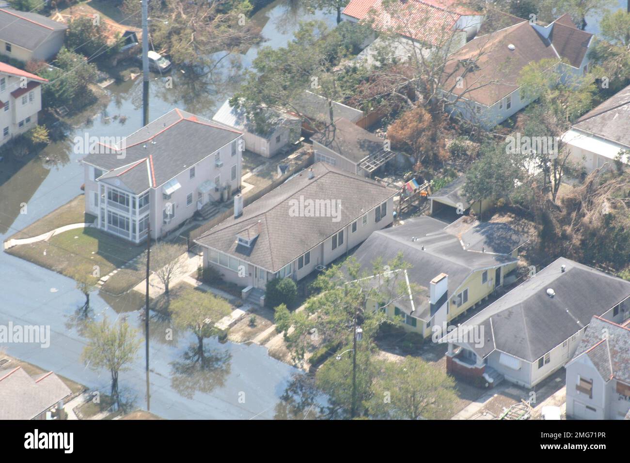 Aftermath - Flooding - Miscellaneous - 26-HK-36-22. aerial shot of ...