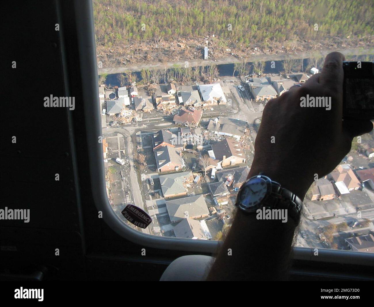 New Orleans Gunlock Photos - 26-HK-331-87. Hurricane Katrina Stock ...